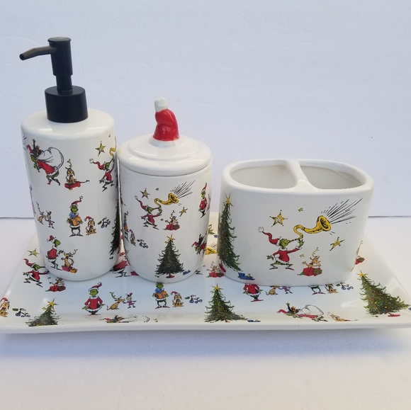 Holiday | 4pc Set Grinch Bathroom Soap Dispenser Toothbrush Small ...
